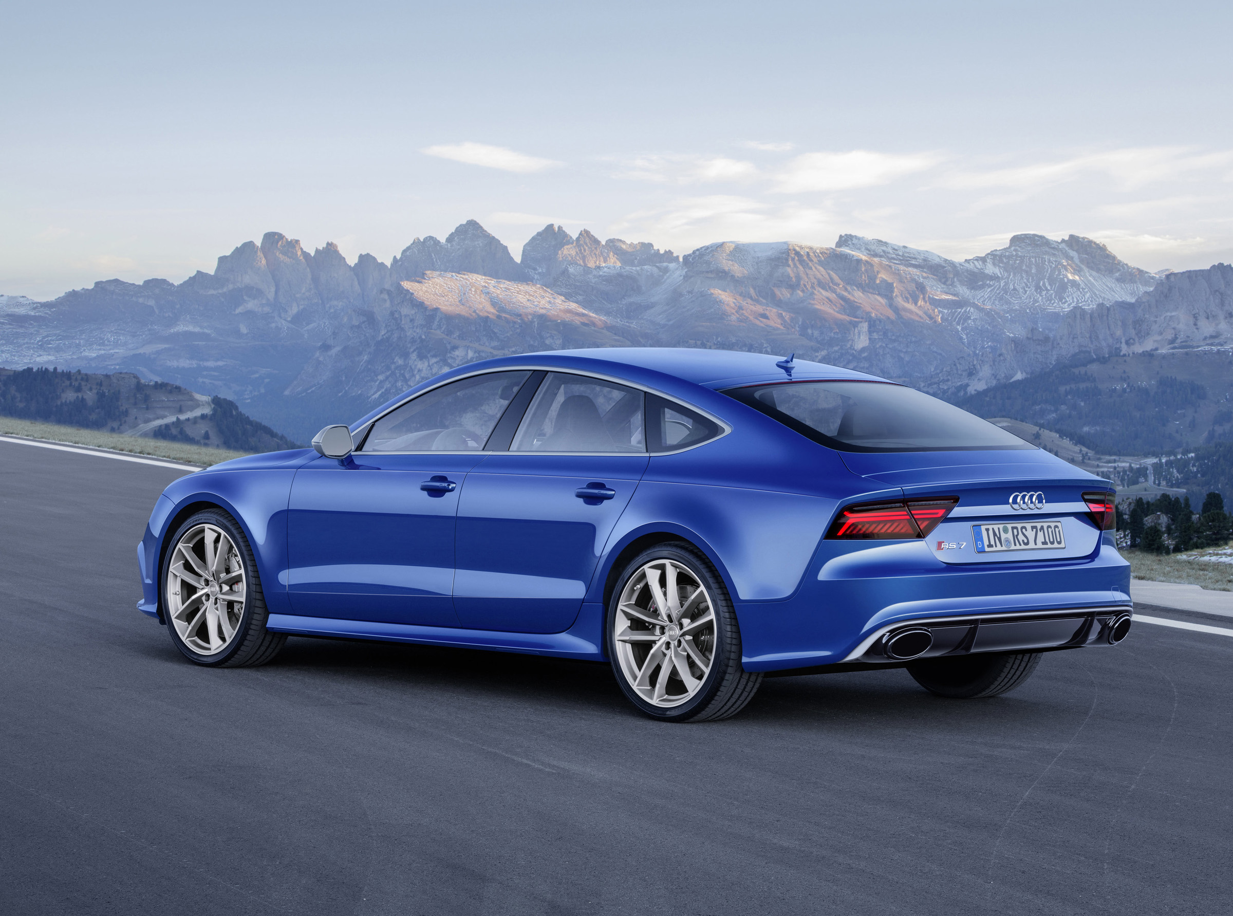 Audi Rs7 Blue