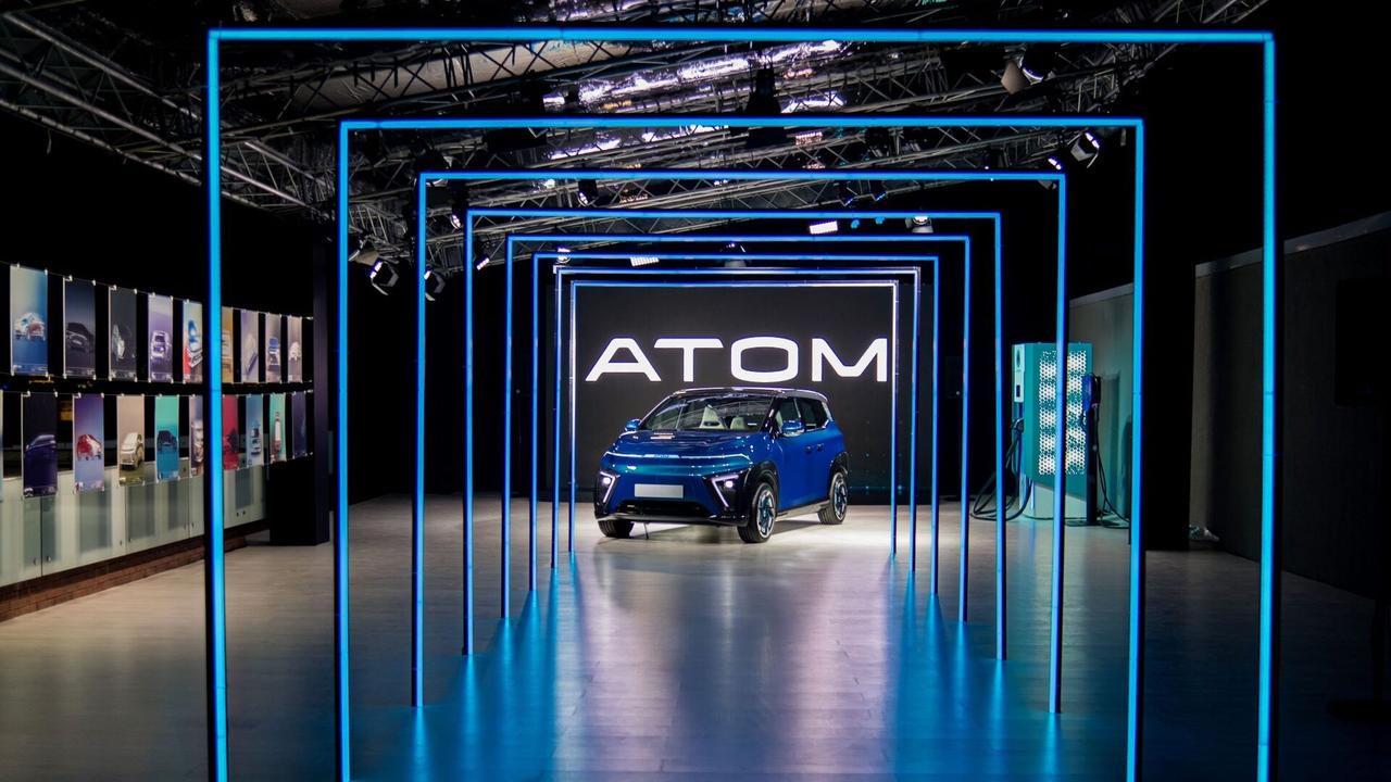 Появились подробности о стоимости российского электромобиля «Атом ...