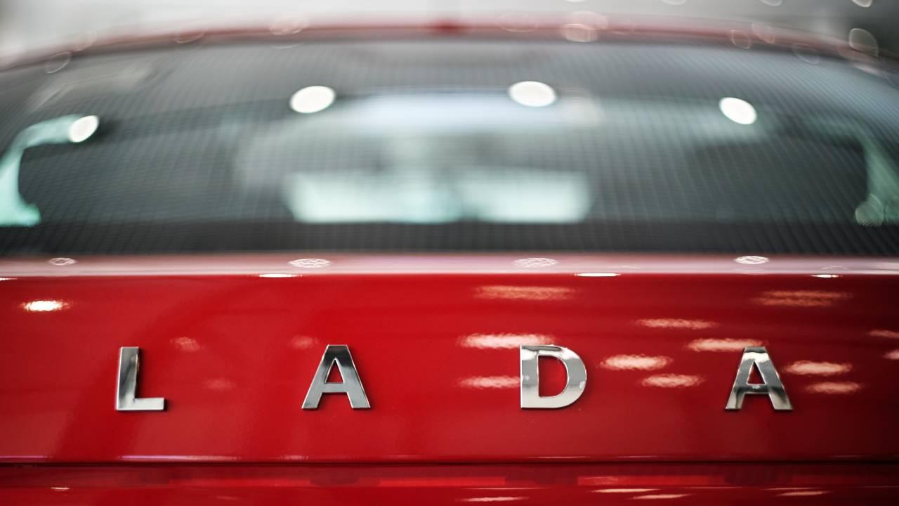 АвтоВАЗ готовит две новых модели Lada: Новости - Quto.ru