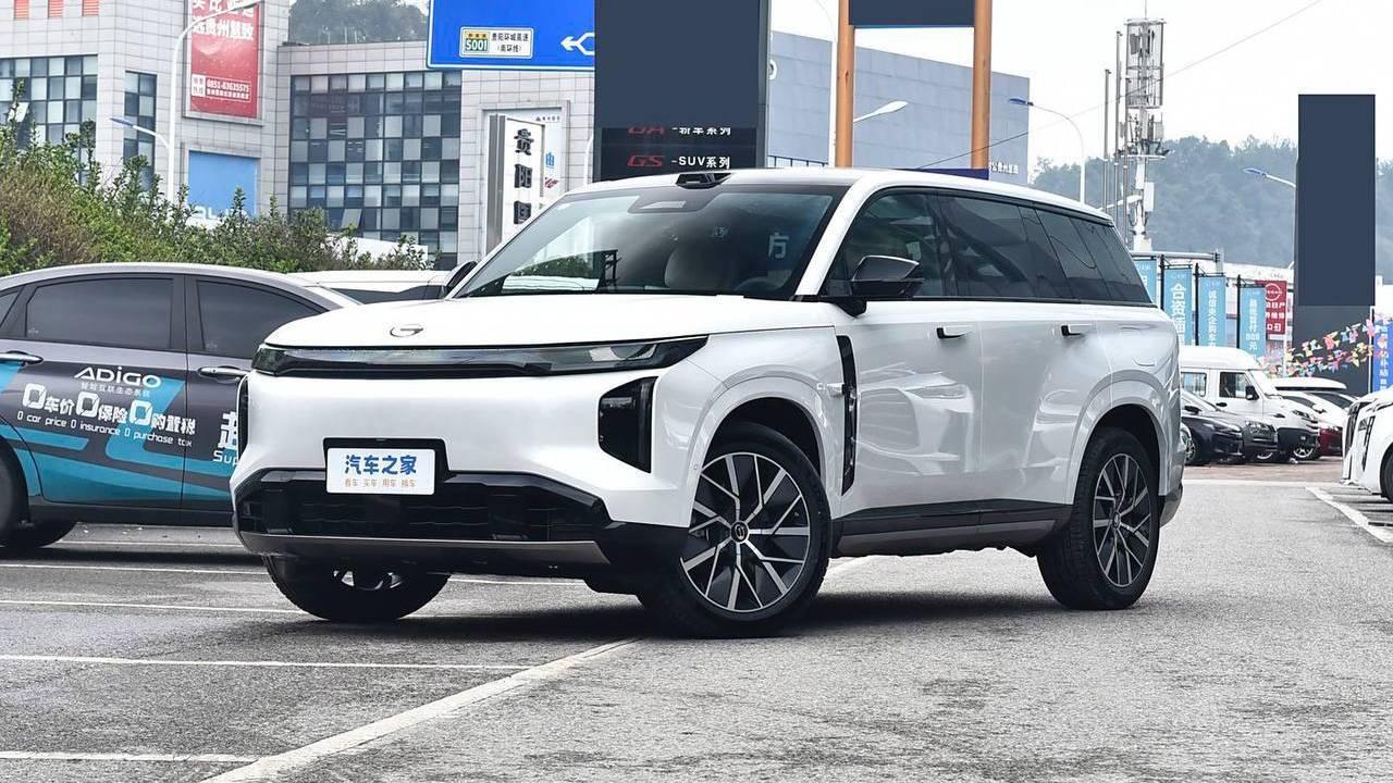 В России можно заказать 500-сильный кроссовер GAC S7 Ultra: Новости ...