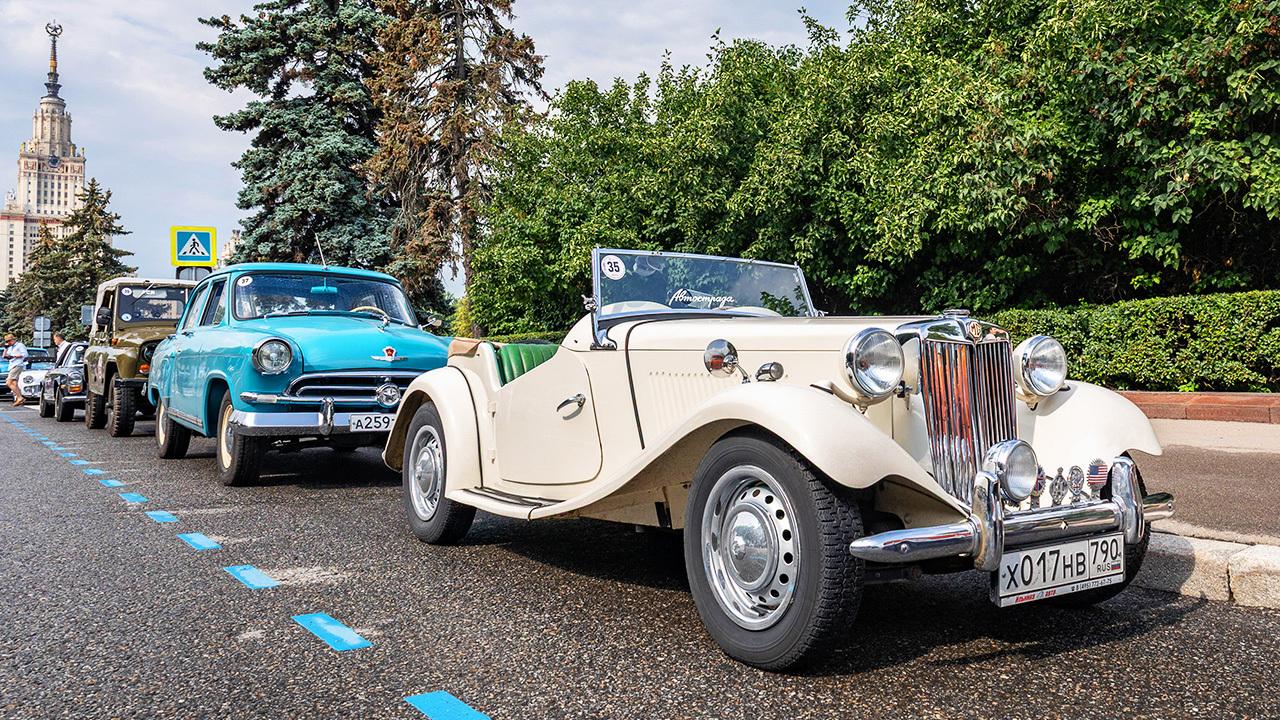 «Ретрорейс» 2025: самое интересное: Фотогалереи - Quto.ru