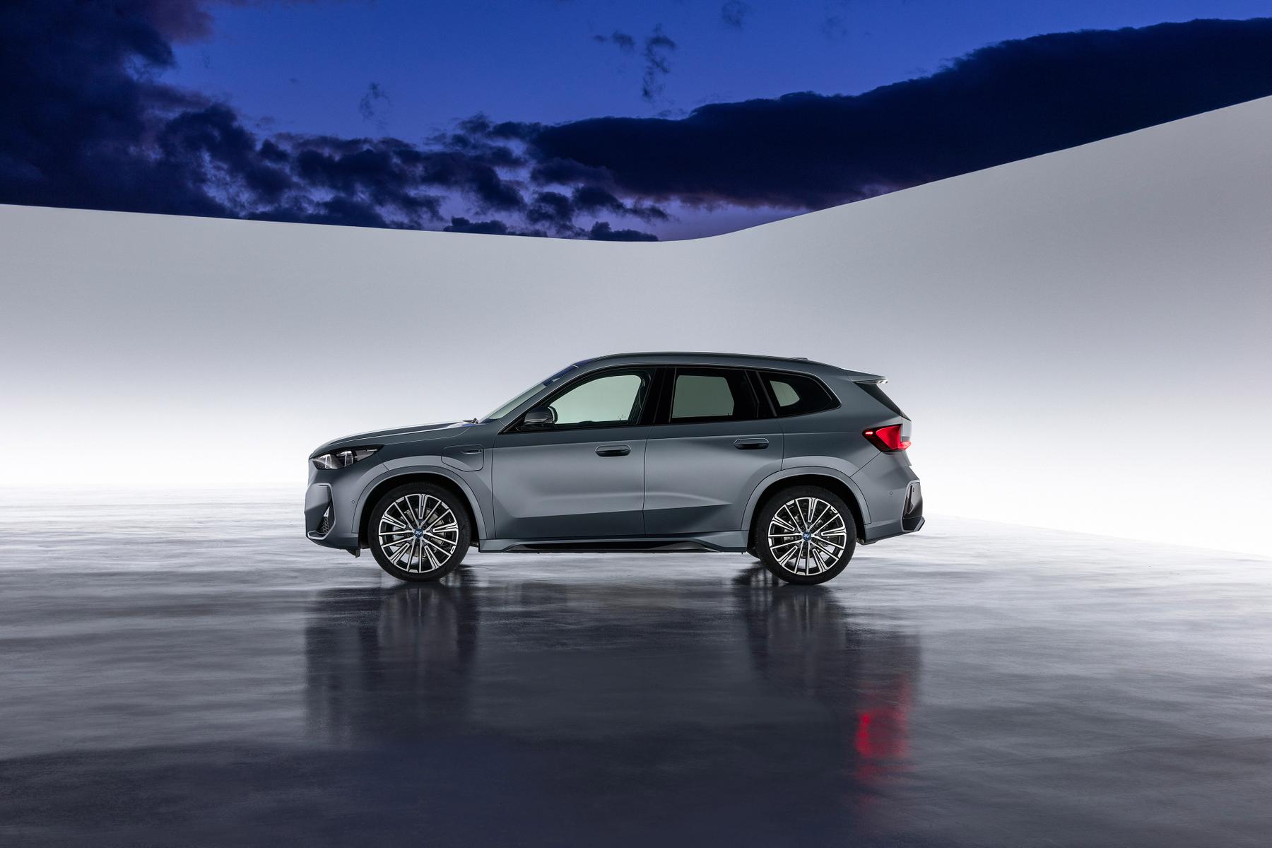 Фото BMW X1 U11 - Quto.ru